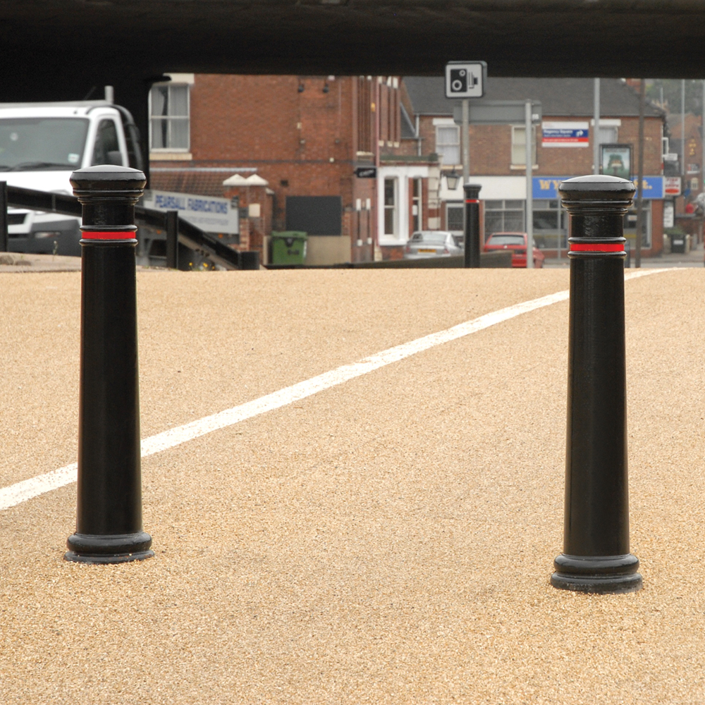 Hanchurch Cast Iron Bollard | Street Furniture