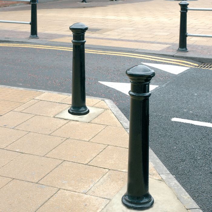 Manchester Cast Iron Bollard | Street Furniture